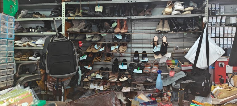 Shoe People: The Cobbler in Valencia | wear shoes, write poems